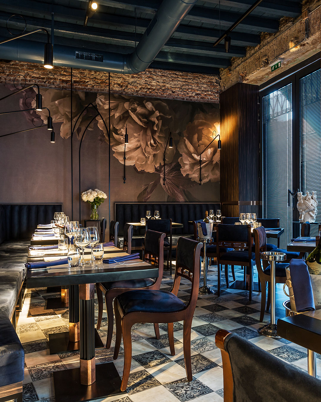 I Mori restaurant, Milan - Inkiostro Bianco