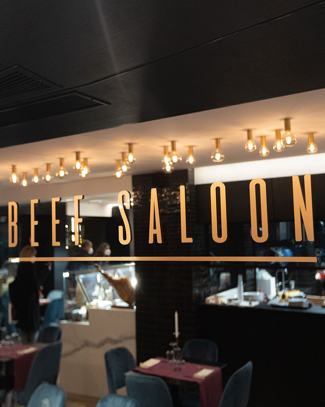 BEEF SALOON - Inkiostro Bianco